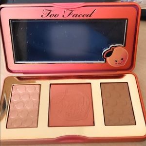 Too Faced | Makeup | Too Faced Sweet Peach Glow Highlighting Palette ...